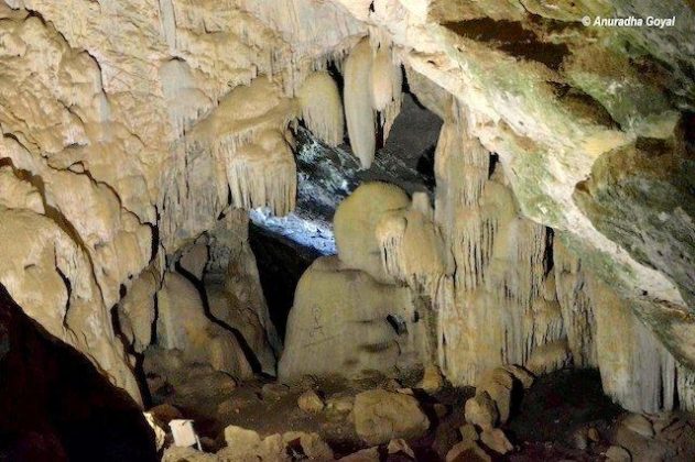 Pre-Historic Borra Caves In Araku Valley - Inditales