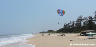 Exploring Varca Beach & Village With La Vida Varca - Inditales