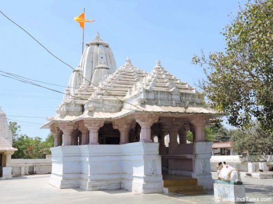 Ancient Pilgrimage Places Around Dwarka, Gujarat - Inditales