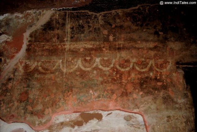 Bagh Caves With Wall Paintings And Block Prints - Inditales