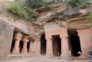 Bagh Caves With Wall Paintings And Block Prints - Inditales