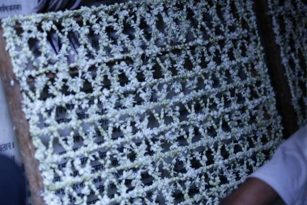 Phool Bangla Tradition Of Braj: In The Light Of Vrindavan - Inditales