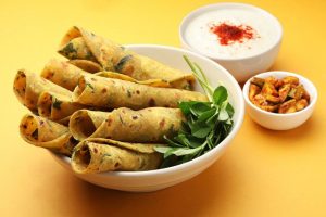 Best Carry Along Travel Food For Vegetarians - Inditales
